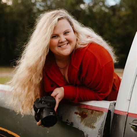 Whitney Barlow Whitneybarlowphoto • Threads Say More