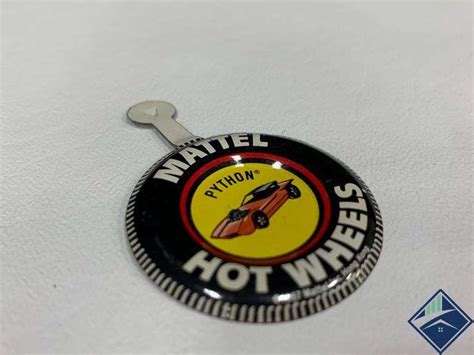Mattel Hot Wheels Python Button Estate Details