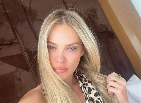 Kristy Garett Bio Age Height Wiki Models Biography