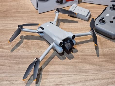 DJI Mini 3 Pro (DJI RC-N1) + extra baterija + dji torba