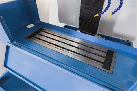 Xk7124 Vmc Machine Center 3 Axis Cnc Vertical Metal Milling Machining Gsk Siemens 802d Mach