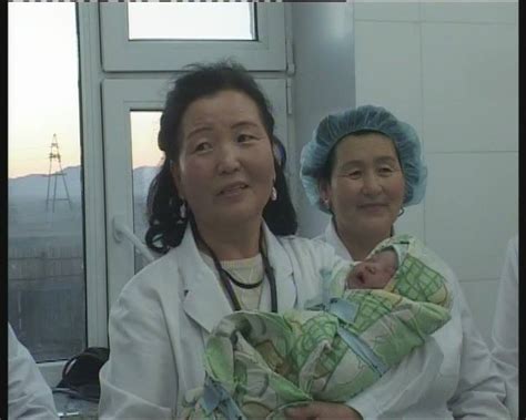 Архангай аймгийн Батцэнгэл сумын эрүүл мэндийн төвийн барилга ашиглалтанд орлоо