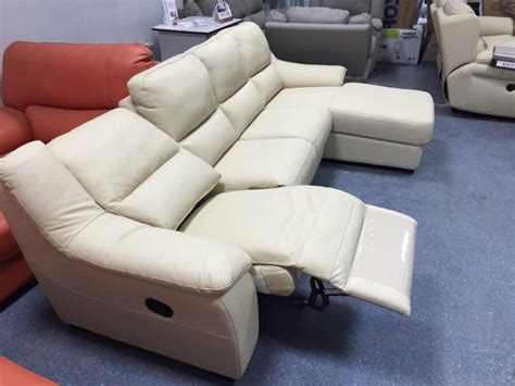 Кресла-реклайнеры: модели, механизмы трансформации, фото, лучшие ...