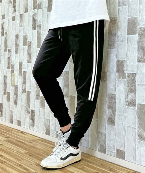 Topism（トップイズム）の「無地ライン入り ジャージ素材 ジョガーパンツ（スウェットパンツ）」 Wear