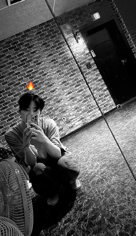 Lee Jun Young Storia Di Instagram Lee Joon