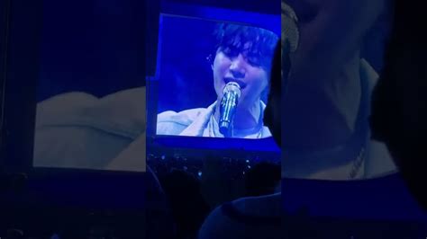 2pm 준호 준호 팬콘 직캠 함성 소리에 감동한 준호ㅜㅜ Flashlight Youtube