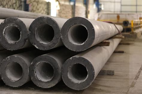 تیر بتنی گرد خانه تیر