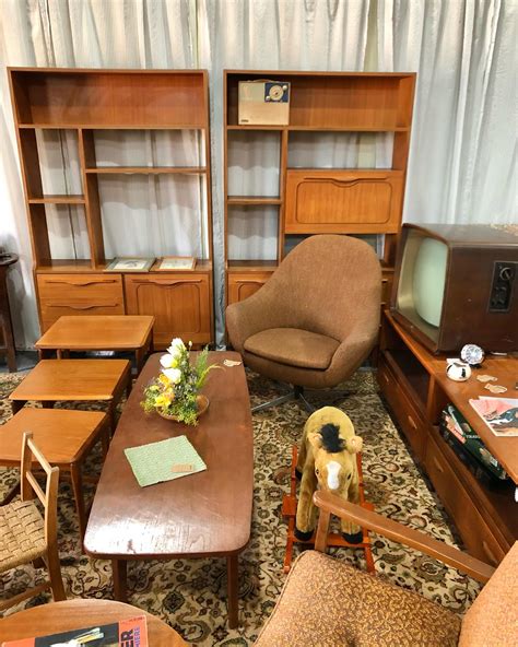 포크누크🪑빈티지 가구 ⠀ Happy New Year🐍 모두 새해 복 많이 받으세요 ⠀ 유럽 빈티지 가구와 소품 포크누크 용인시 처인구 남사읍 봉무로 175