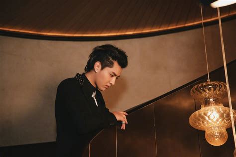 Solve Exo Kris Wu Yifan Jigsaw Puzzle Online With 117 Pieces