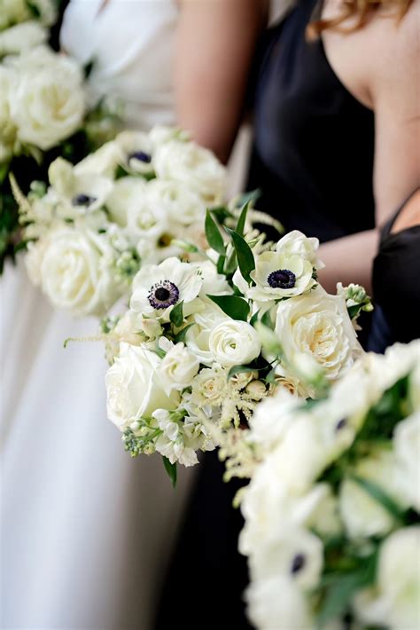 Flowers By Tami Meg And Nolan 11 13 16 Stratton Hall Photo By Sarah