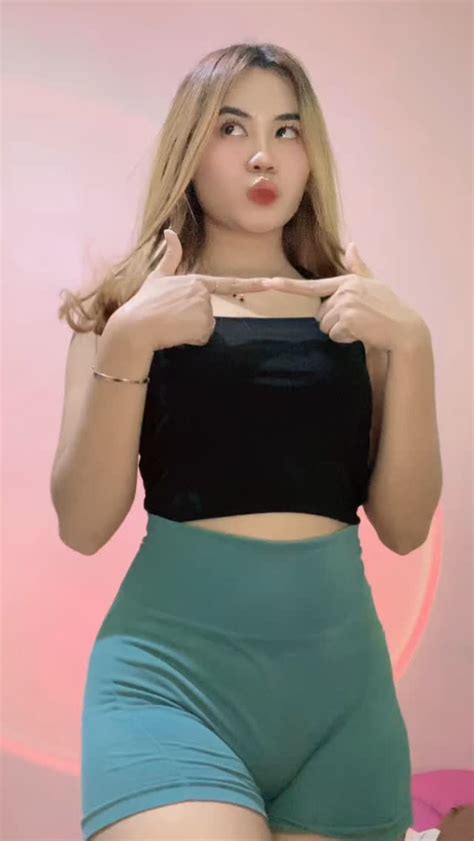 Claudia Putri | Jadi kan kak? #fyp #viral #fypシ #tiktok #viralreels #reels #pargoy #dancing # ...