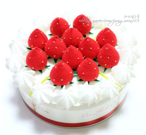펠트공예 달콤달콤~♪ 펠트로 만든 딸기 생크림케익펠트생크림케익만들기펠트딸기생크림케익펠트케익만들기펠트생크림 네이버 블로그