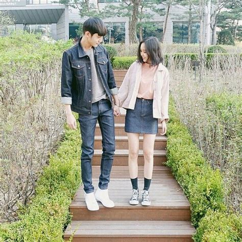 Pin Oleh Pengepin Di 데님 Foto Teman Mode Wanita Fotografi Pasangan