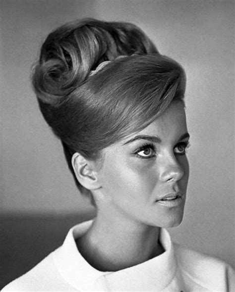 33 Hairstyles From The 1950s That Are Making A Comeback