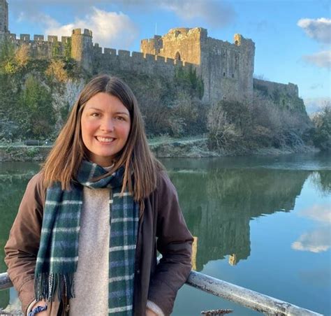 Donna Jenkins Scotland Ireland And Wales Travel Specialist Kimkim