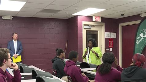 Local Event Teaches Teens Human Trafficking Warning Signs