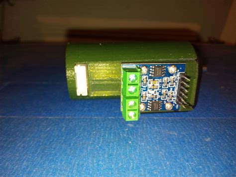 mécanique et structure du servomoteur à rotation continue i²c