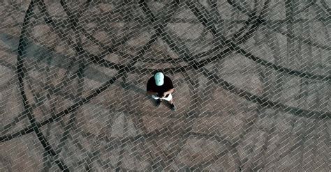 거리 장면 검은 차 경치 곡선 교통 기하학 넓은 공간 다이나믹한 도넛 도로 도로 예술 도로 표면 도시 탐사 도시의 동그라미 둥근 구조 드론