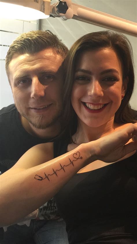 Black King Luxury Crown Tattoos Women Arm Sticker Waterproof Temporary