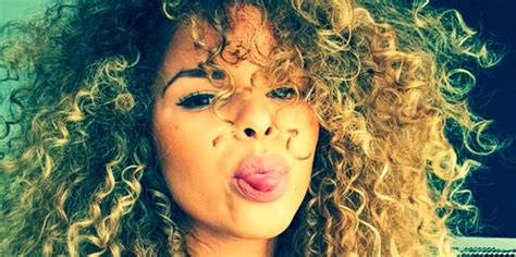 10 Reasons Extroverts Make The Best Wives Yourtango