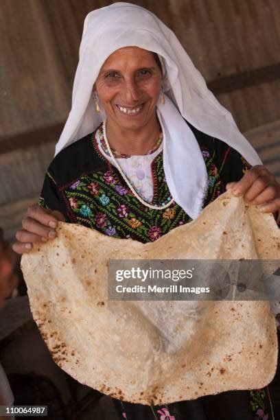 Arabic Flatbread Photos And Premium High Res Pictures Getty Images