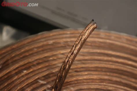 Pasang Kabel Buat Modifikasi Audio Mobil Pakar Anjurkan Ukuran Segini