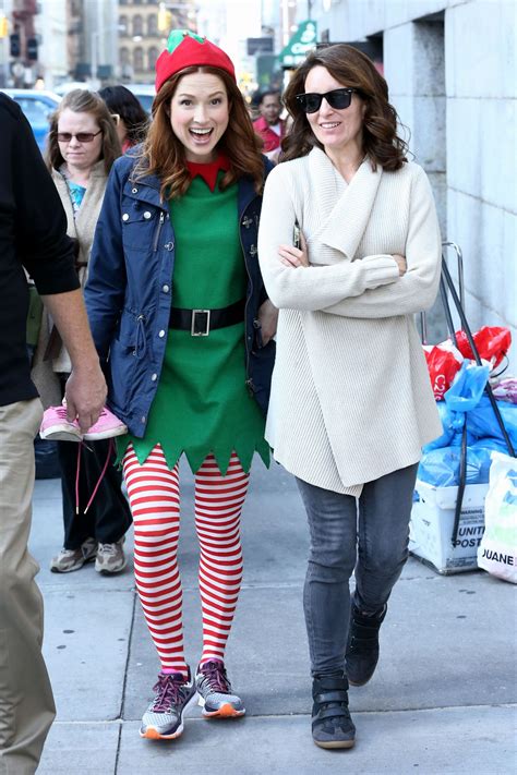 Ellie Kemper And Tina Fey On The Set Of Unbreakable Kimmy Schmidt In