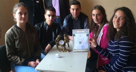 ეშტიის N2 საჯარო სკოლის მოსწავლეებმა ინტელექტუალურ შეჯიბრში მონაწილეობა მიიღეს ეტალონი