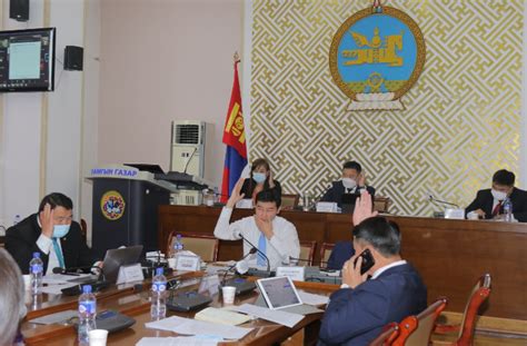 “Залуучуудын хөгжлийн хөтөлбөр” ийг баталлаа