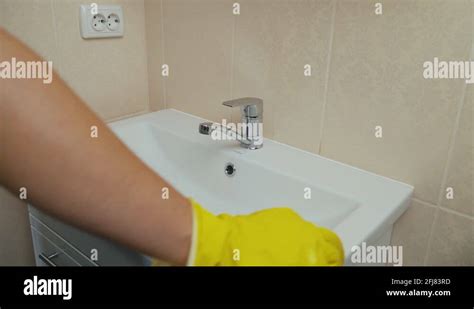 Wash Basin Washbasin Stock Videos Footage HD And K Video Clips Alamy