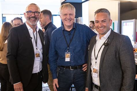 Element Logic® On Linkedin Team Partnerships