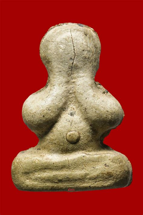 พระปิดตาหลวงพ่อทองสุขวัดสะพานสูง ต คลองพระอุดม อ ปากเกร็ด จ นนทบุรี พิมชลูดขากระดก เนื้อผงปี2495