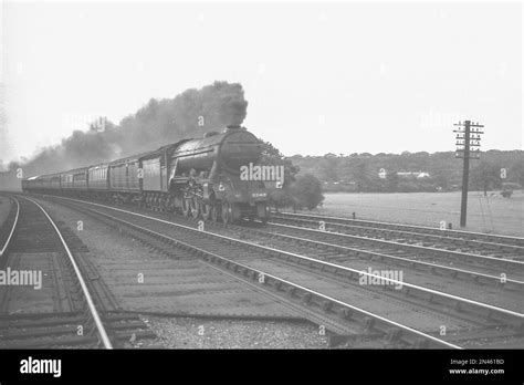 Lner Built A3 Pacific 4 6 2 No2543 Melton On An Express In The 1930s