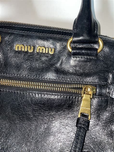 미우미우 Miu Miu 가방 핸드백 미우미우 진품가품 구별 필웨이 Feelway