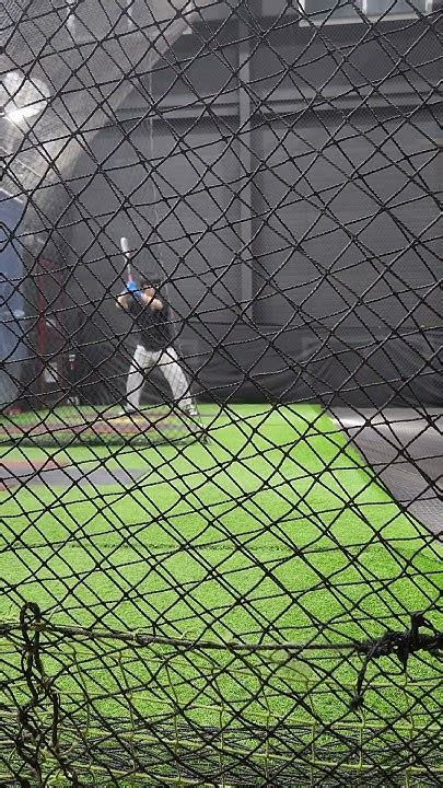 조금 발전했지만 여전히 모자란 친구 Youtube