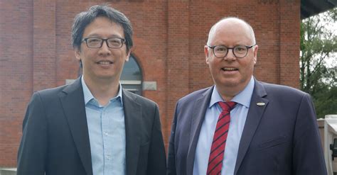 Digital Research Magazine Professor Chih Jen Hsueh