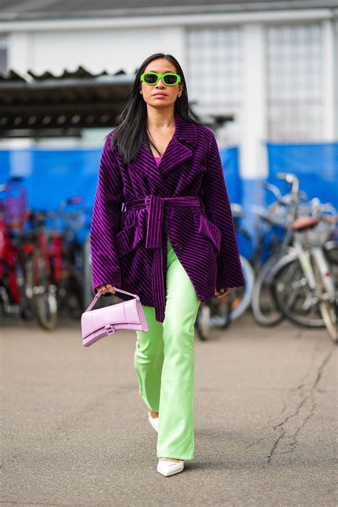 Colores Que Combinan Con Morado La Gu A Experta De Estilo Vogue