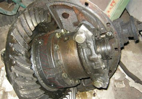 Зачем нужна блокировка дифференциала на ЗИЛ 130