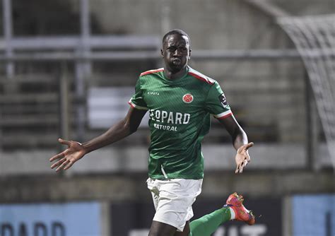 Royal Excelsior Virton 2021-22 Trikots