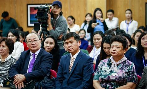 “Дархлаажуулалтын үндэсний товлолыг нэвтрүүлснээр сахуу болон хөхүүл ханиадны өвчлөл сүүлийн