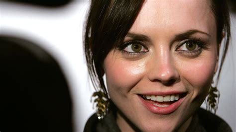 Stunning Hd Wallpaper Of Celebrity Christina Ricci