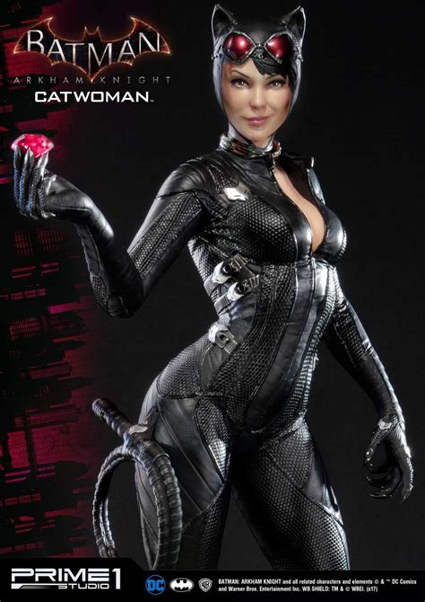 Batman Arkham City Catwoman Cosplay