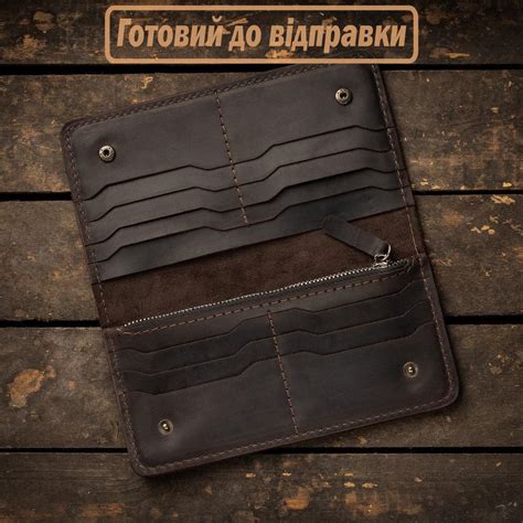 Великий шкіряний гаманець для чоловіка з ініціалами К А Ю готовий до Gravyar