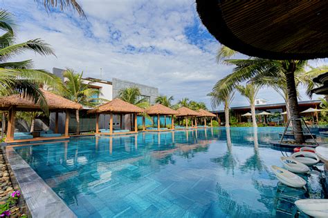 Facilities Ruby Ocean Resort