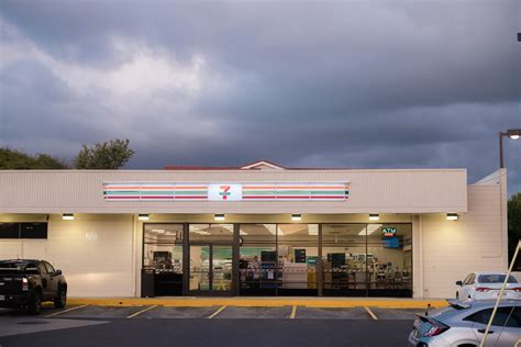 The Moanalua Store 7 Eleven Hawaii