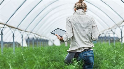 The First Ai Based Smart Cyber Physical System For Precise Farming