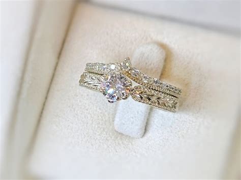 랩다이아몬드와 리얼화이트무도금의 조화로움이 돋보이는 목걸이 귀걸이 반지 세트입니다 킹주얼리 네이버 블로그