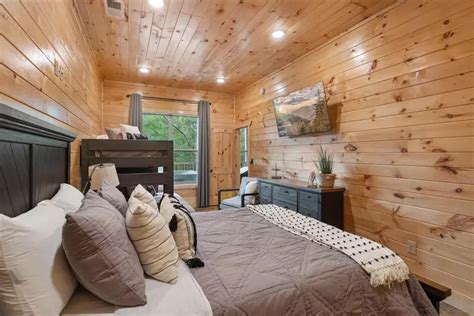 Chasing The Son Cabin In Sevierville Chasing The Son Cabin In Sevierville