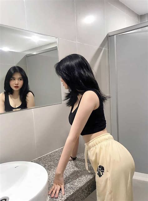 Clip Dư Quách Trà 2005 2 Phút Full Không Che