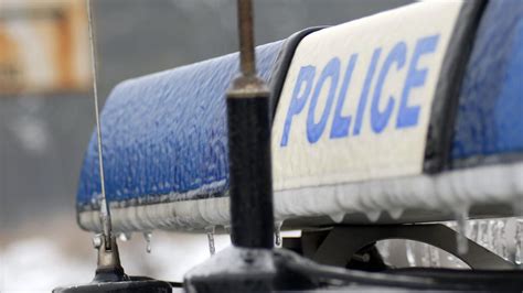 Син наби майка си и я бутна по стълбите Новини бг